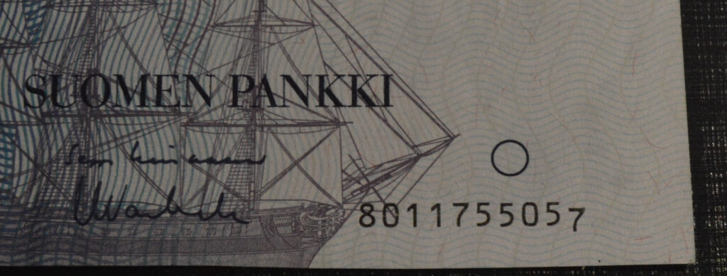 Finland 1986 1000 Markkaa, Serial Number Error – Finncoin.com