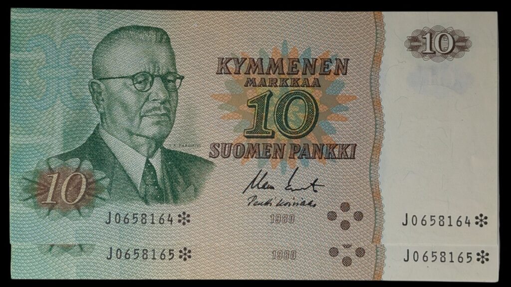 Finland 1980 10 Markkaa Star (replacement), Consecutive Numbers ...